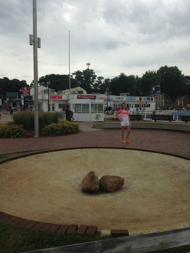 An Okoboji/Arnold’s Park Photoshoot + Tipsy House - Sparkles by Ashlee