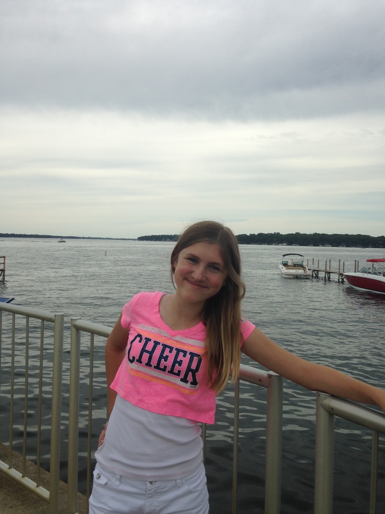 An Okoboji/Arnold’s Park Photoshoot + Tipsy House - Sparkles by Ashlee